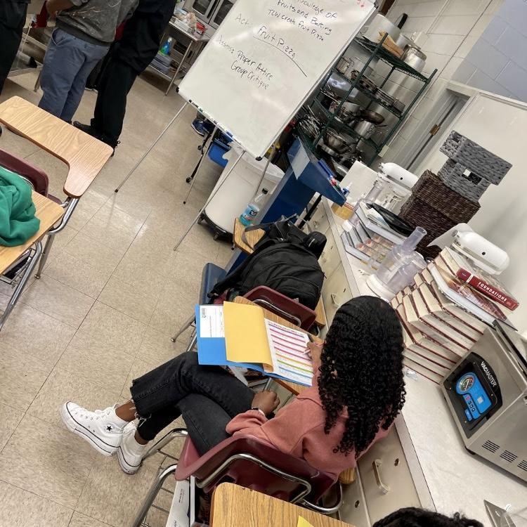 Teaching Professions students observe classrooms - Caddo Career ...